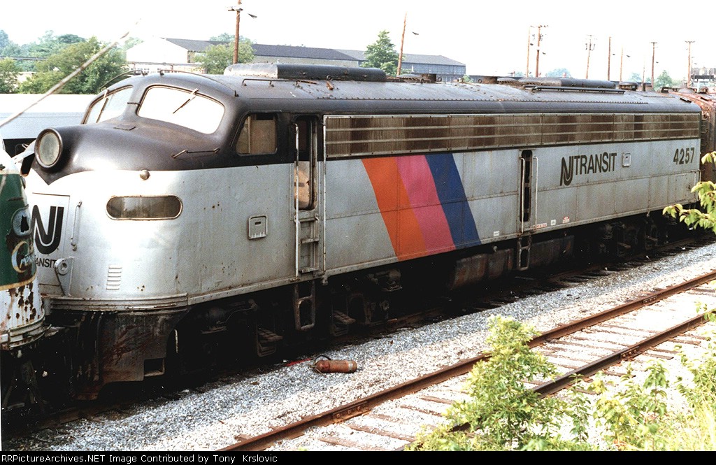 NJT 4257